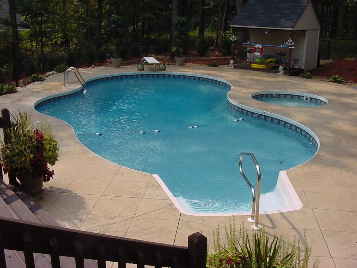 Freeform Pool Gallery | Brown's Pools & Spas Inc. | Atlanta, Marietta ...